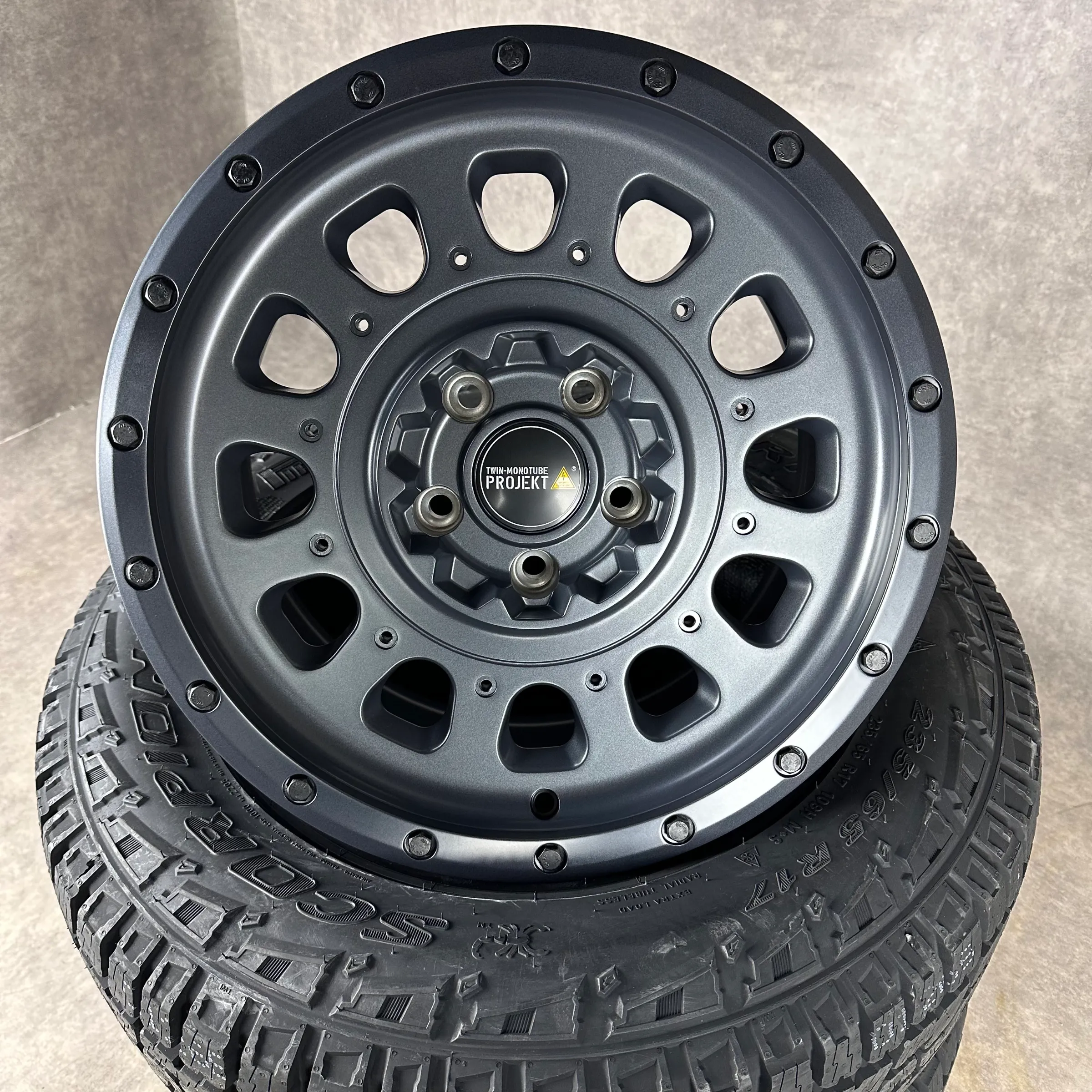 Twin Monotube AT3 Offroad Felgen VW T5 T6 T6.1 8x17 All Terrain GRANIT ...